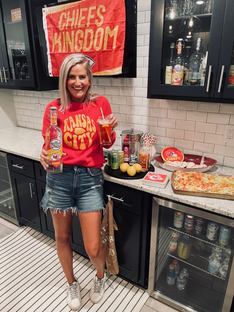 360 Vodka [2021 Chiefs Limited Edition Bottle] - Life Love Larson